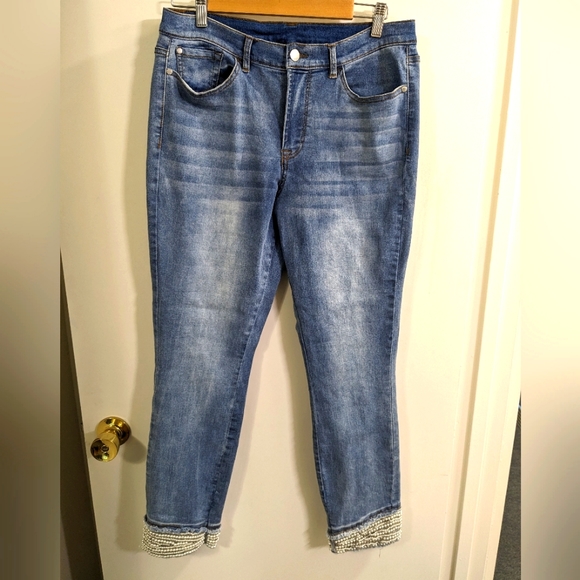 VENUS | Jeans | Venus Light Wash Blue Jeans With Pearl Cuffs | Poshmark